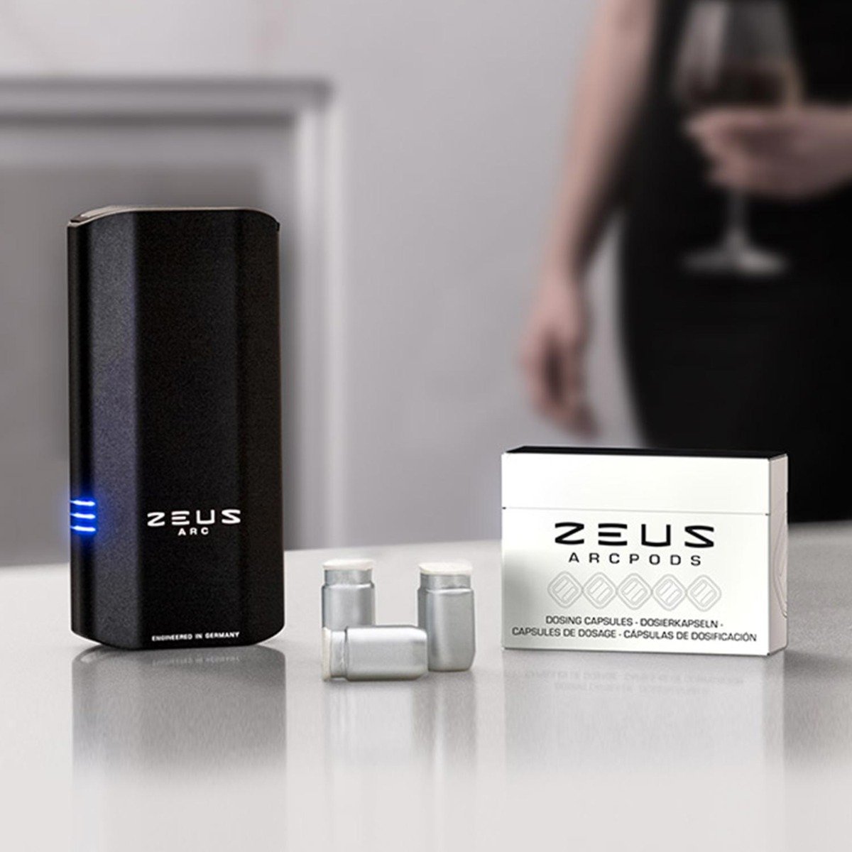 Zeus Arc Vaporizer Review – The Golden Touch | TVape Blog Canada